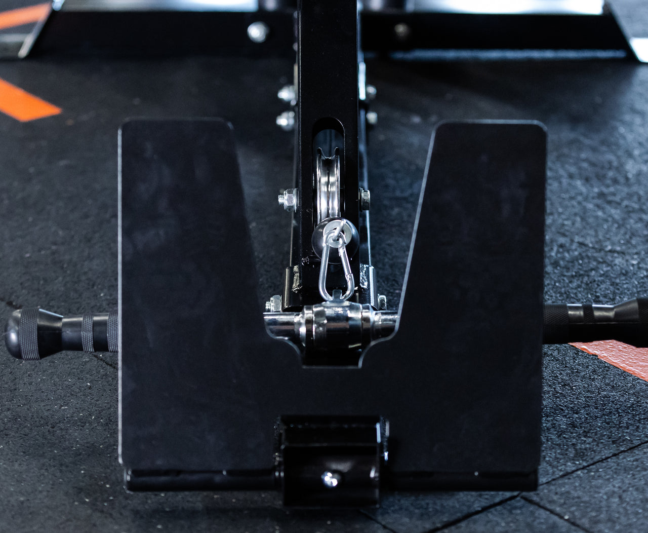 GIANT Standalone Lat & Low Row – Giant Lifting