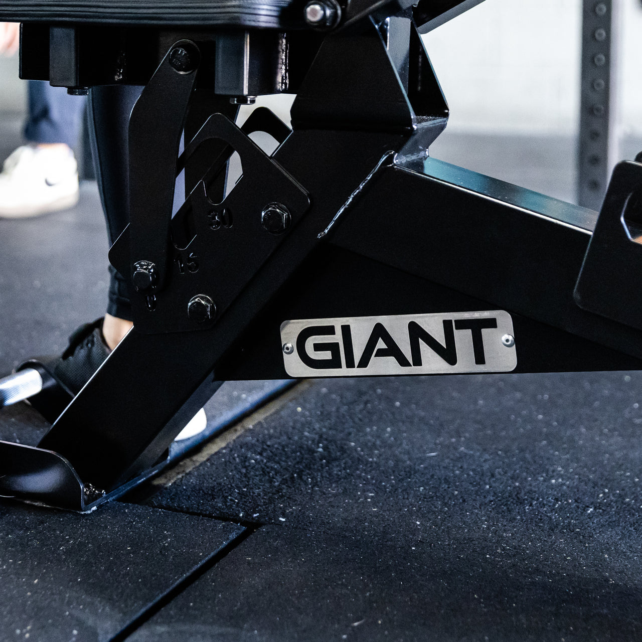 GIANT F85 Adjustable Bench – Giant Lifting