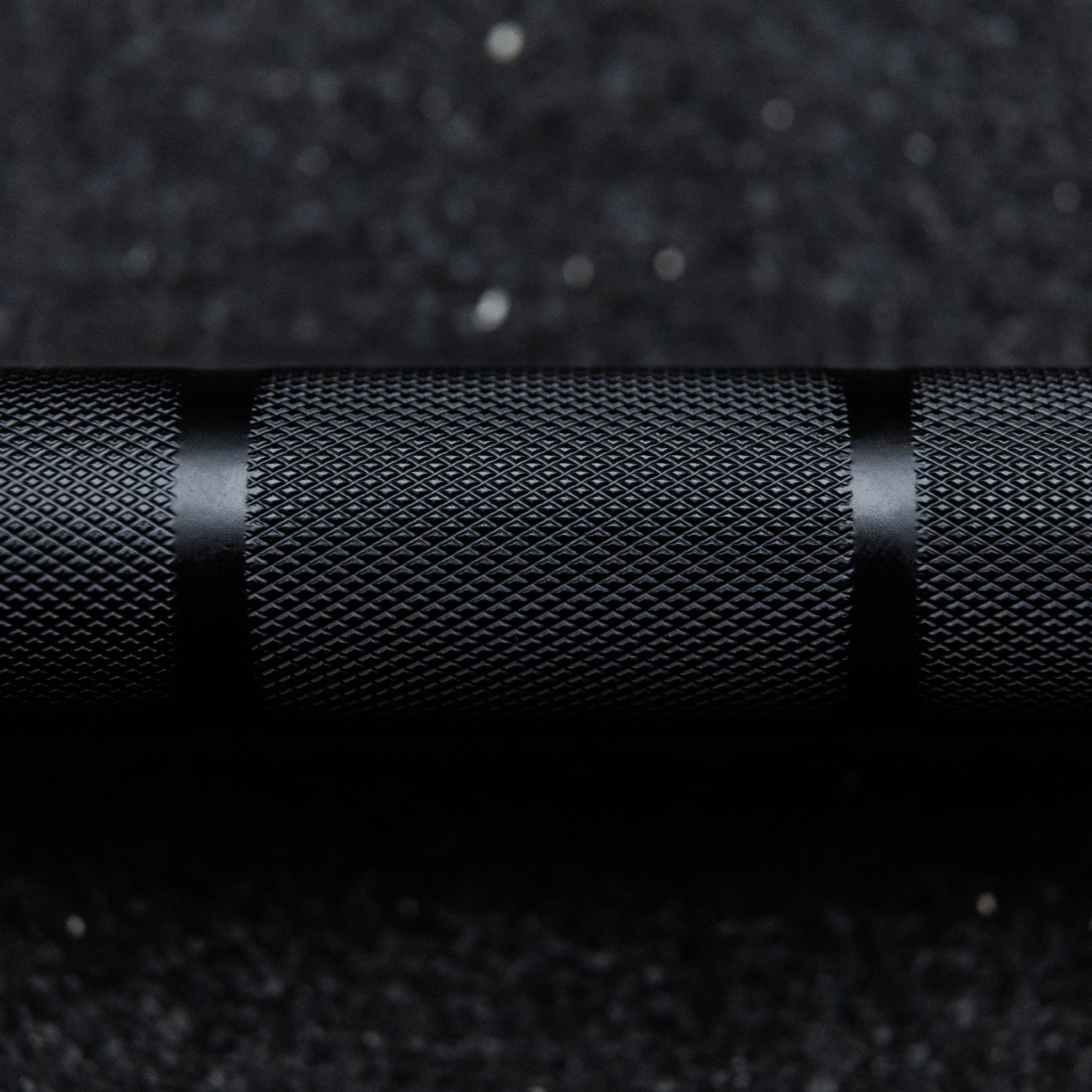 GIANT 20kg Hybrid Bar 2.0 - Cerakote – Giant Lifting