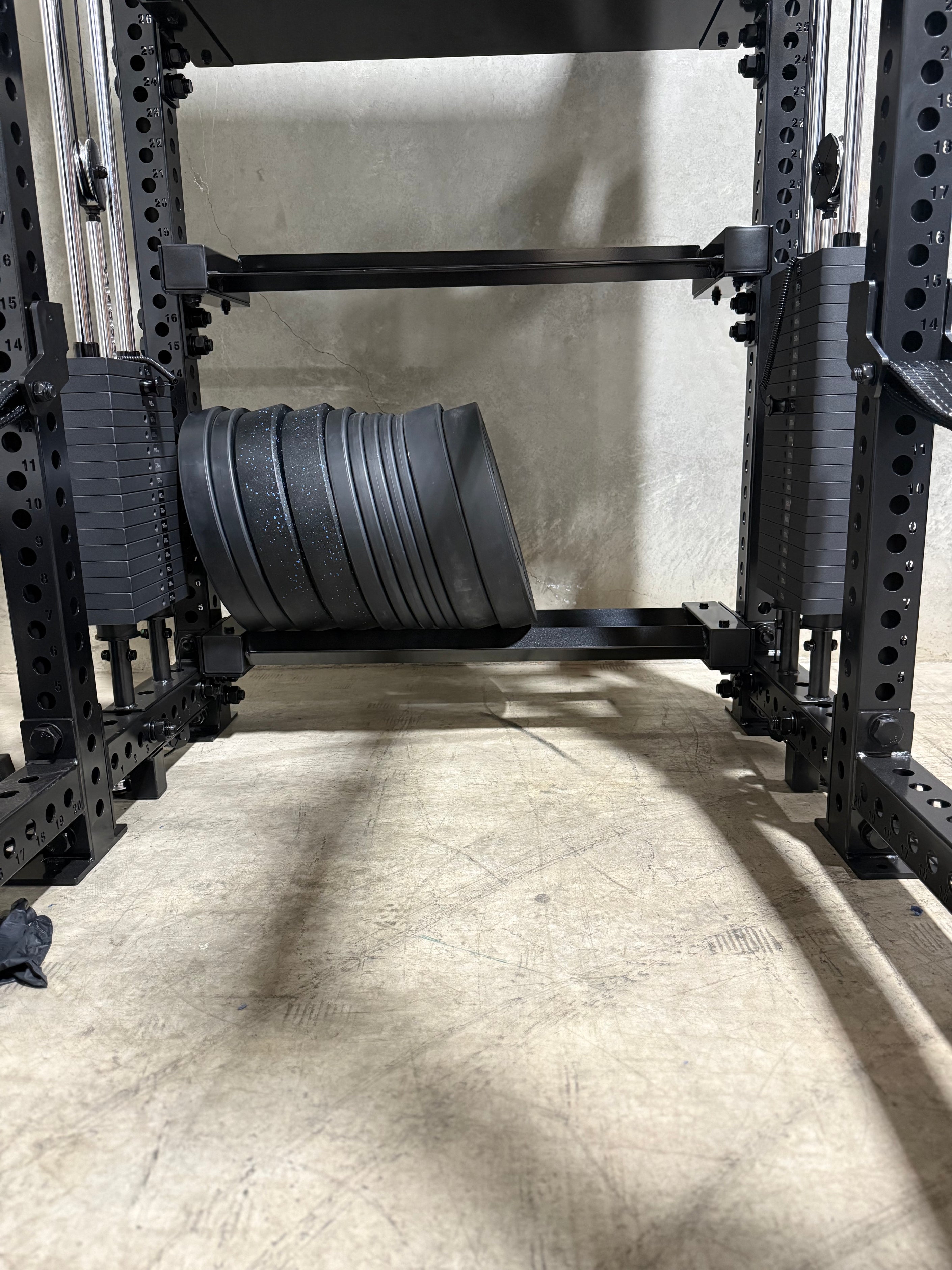 GIANT AXIS Plate Storage Crossmember – Giant Lifting